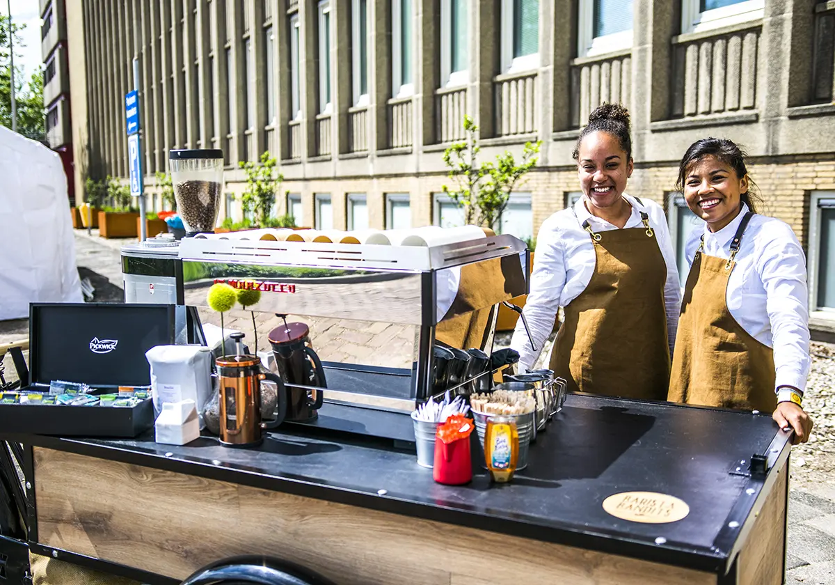 Barista huren in Den Haag? Ga voor de Beste koffie op uw event!